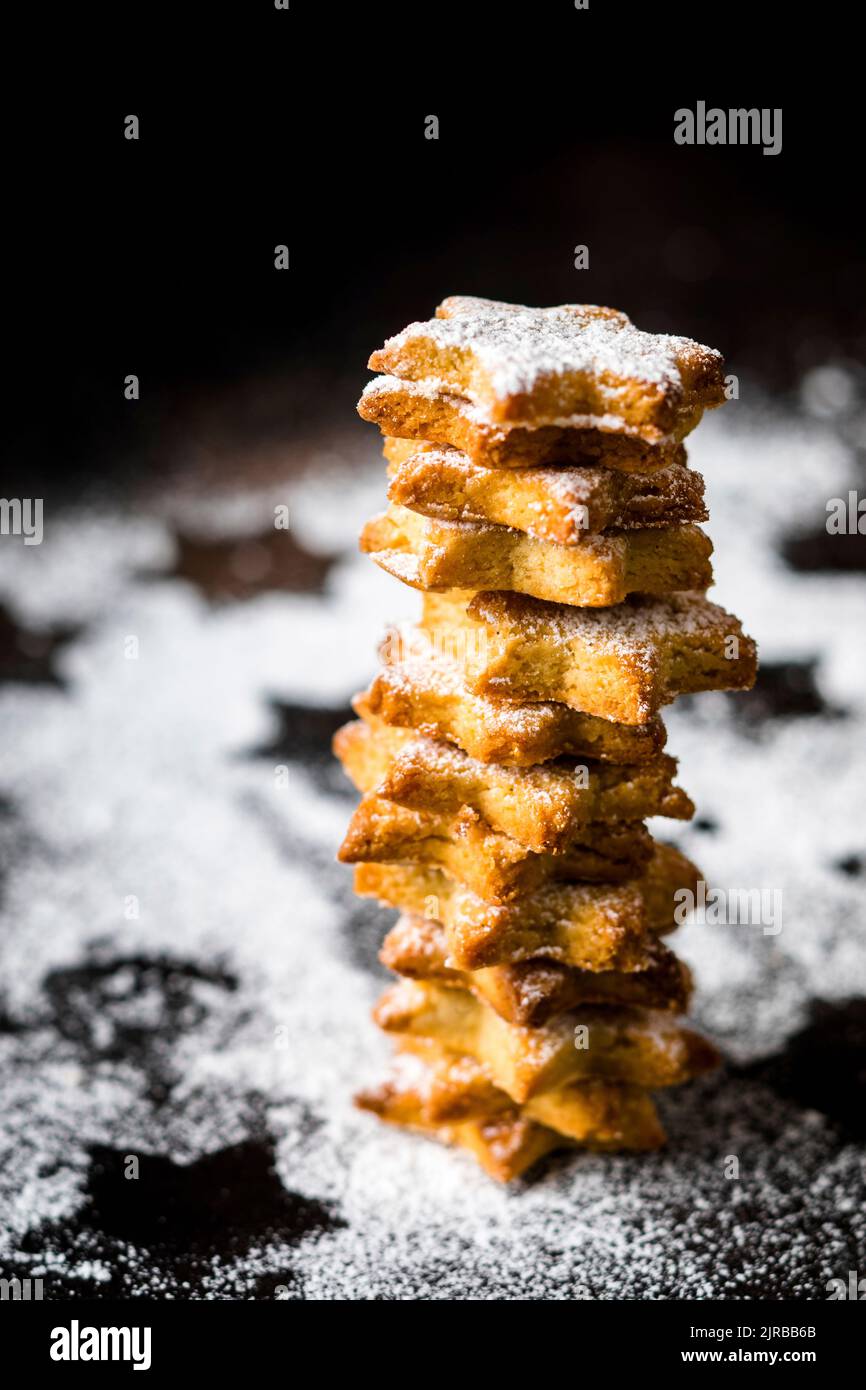 Vertical shot cookies sugar hi-res stock photography and images - Alamy