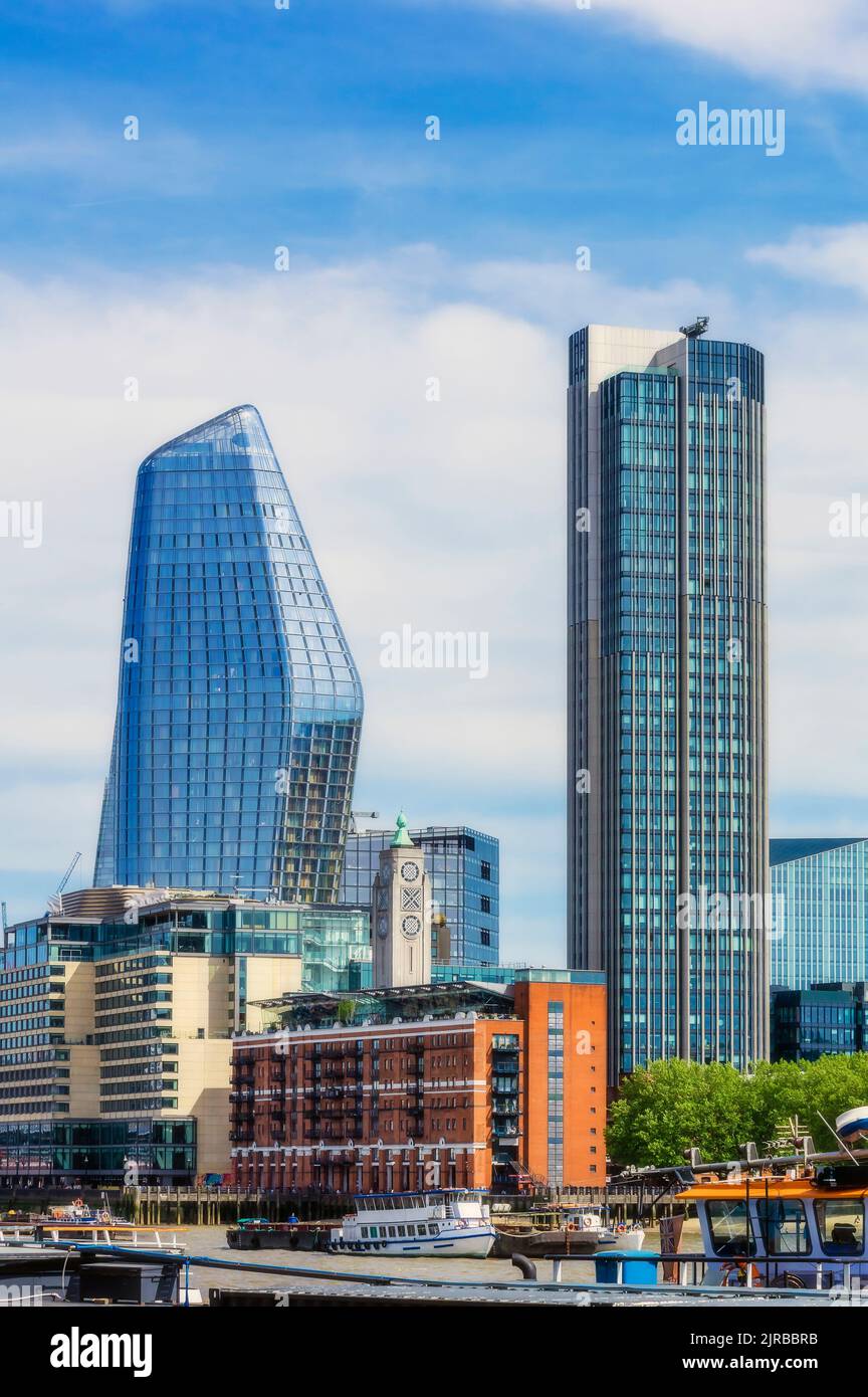 Skyline tall modern skyscrapers hi-res stock photography and images - Alamy