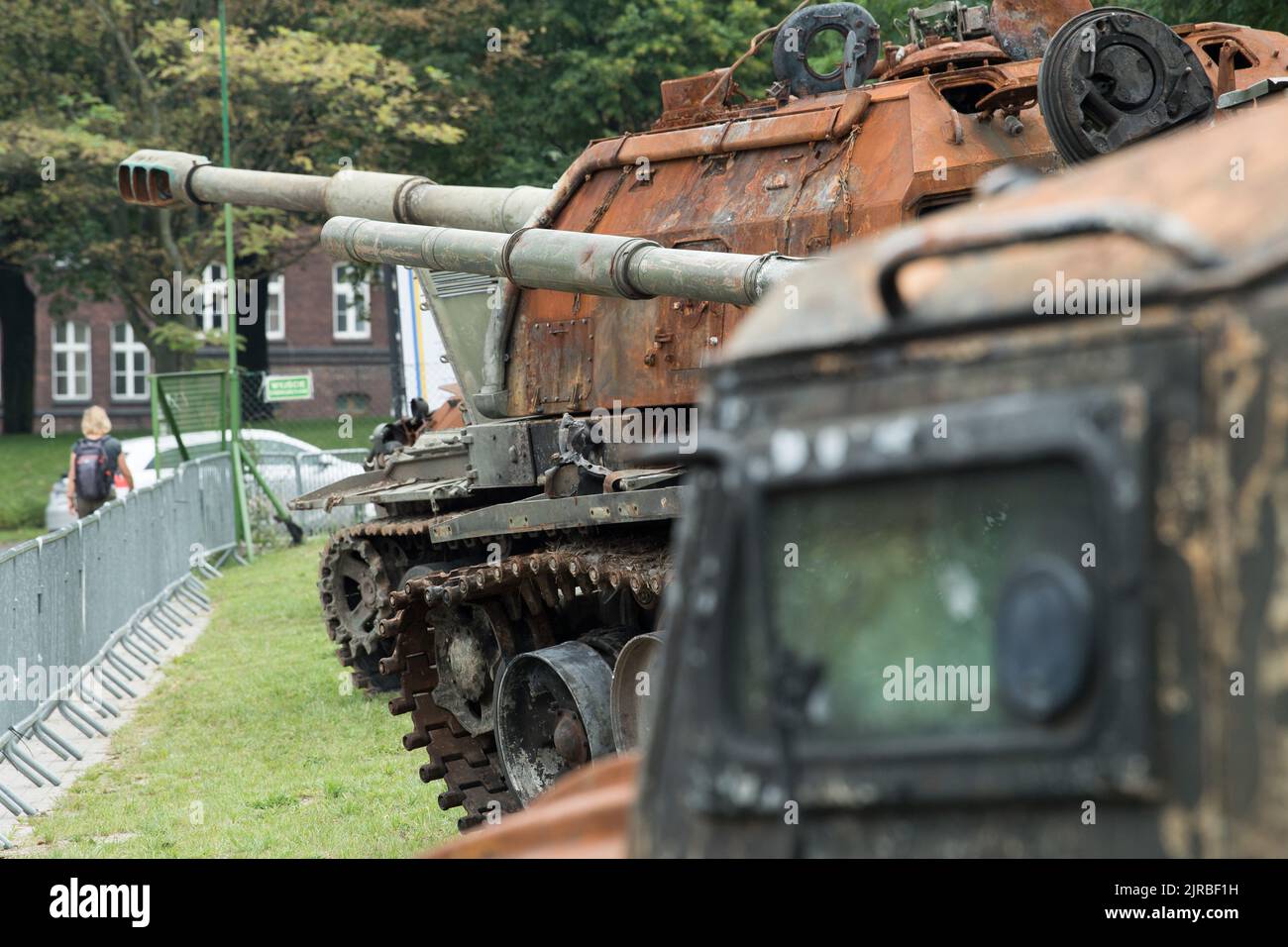T 72ba main battle tank hi-res stock photography and images - Alamy