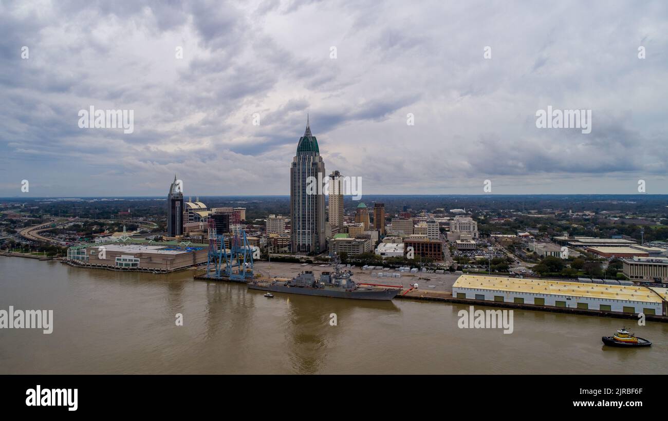 Mobile alabama cityscape hi-res stock photography and images - Alamy