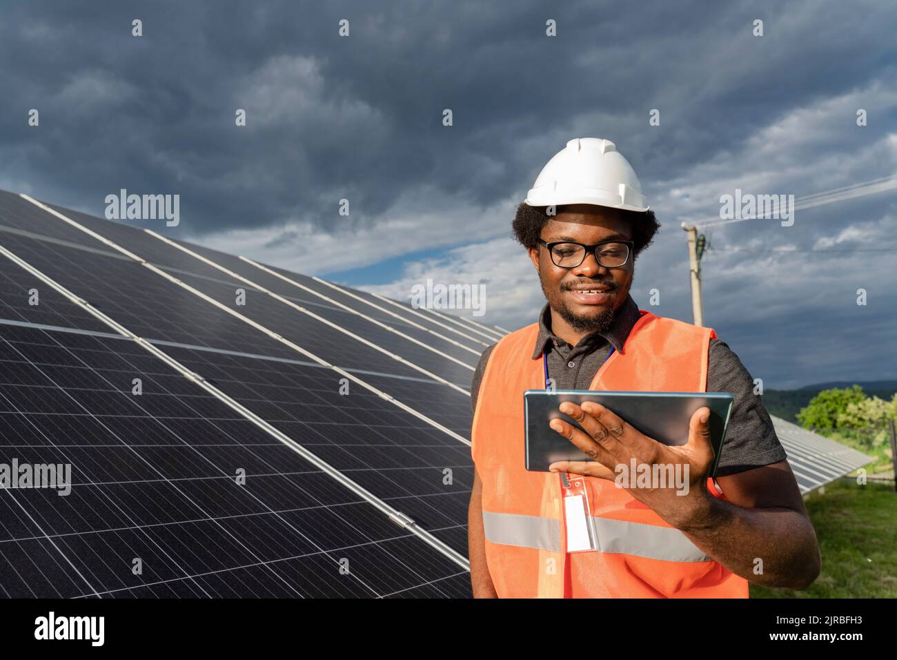 Smiling african american man engineer hi-res stock photography and ...