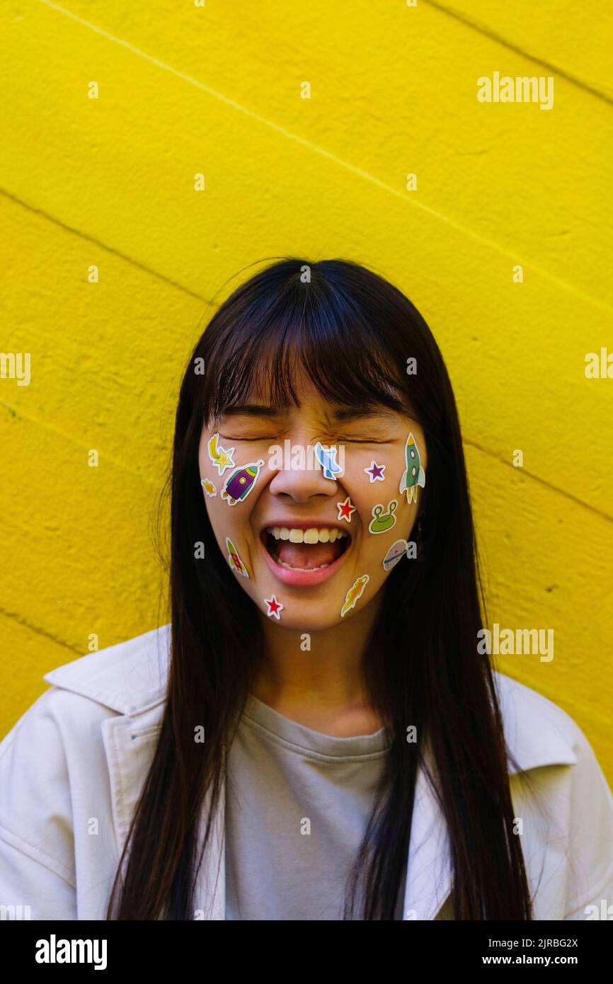 Young black woman stickers hi-res stock photography and images - Alamy