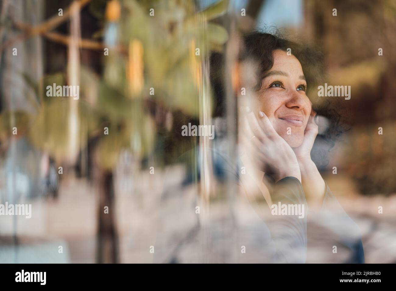 Photographed through glass hi-res stock photography and images - Alamy