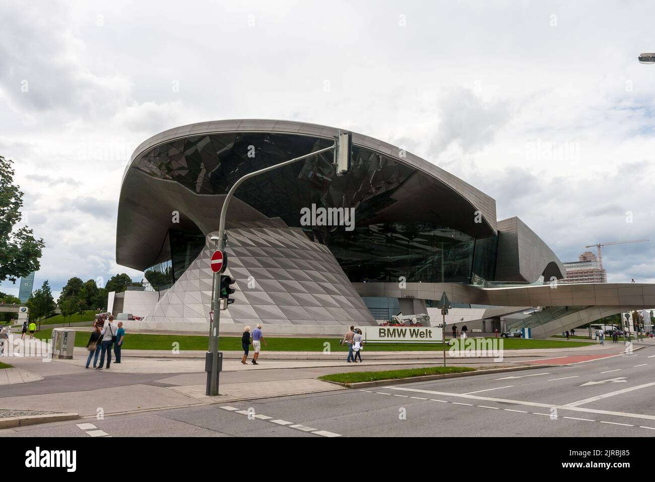 BMW Welt at BMW (Bayerische Motoren Werke) Headquarters, a automobile ...