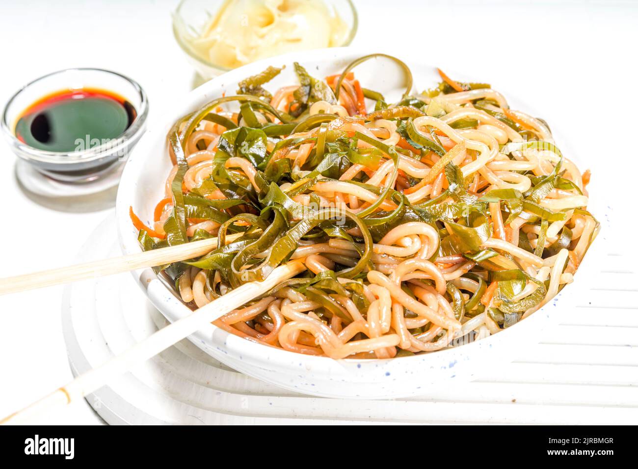 Easy paleo pasta with algae, asian noodles with glass rice noodles with ...