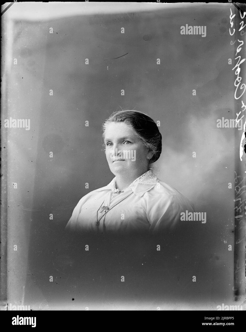 Mrs Cooper 6 PC 6 cab, circa 1920, Wellington, by Berry & Co Stock ...