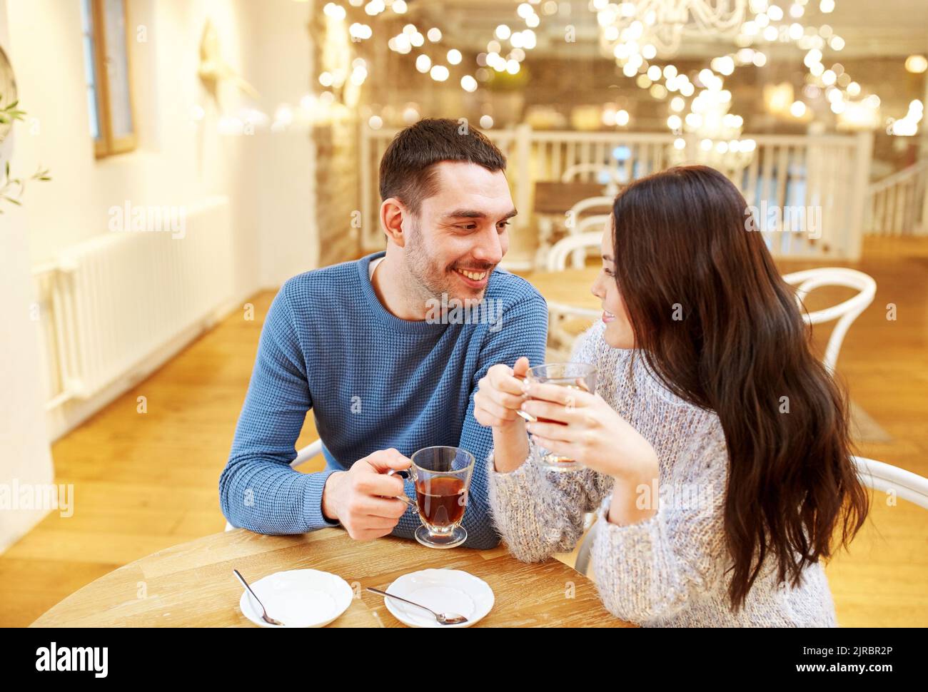 Leisure communication couple conversation tea hi-res stock photography ...