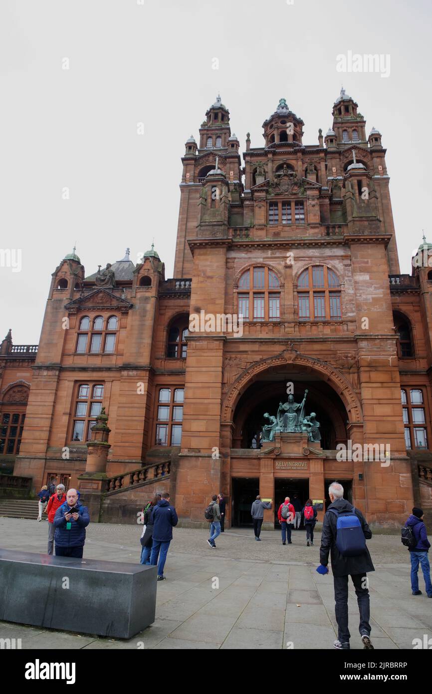 Glasgow, Scotland. Kelvingrove art Gallery and Museum Stock Photo - Alamy