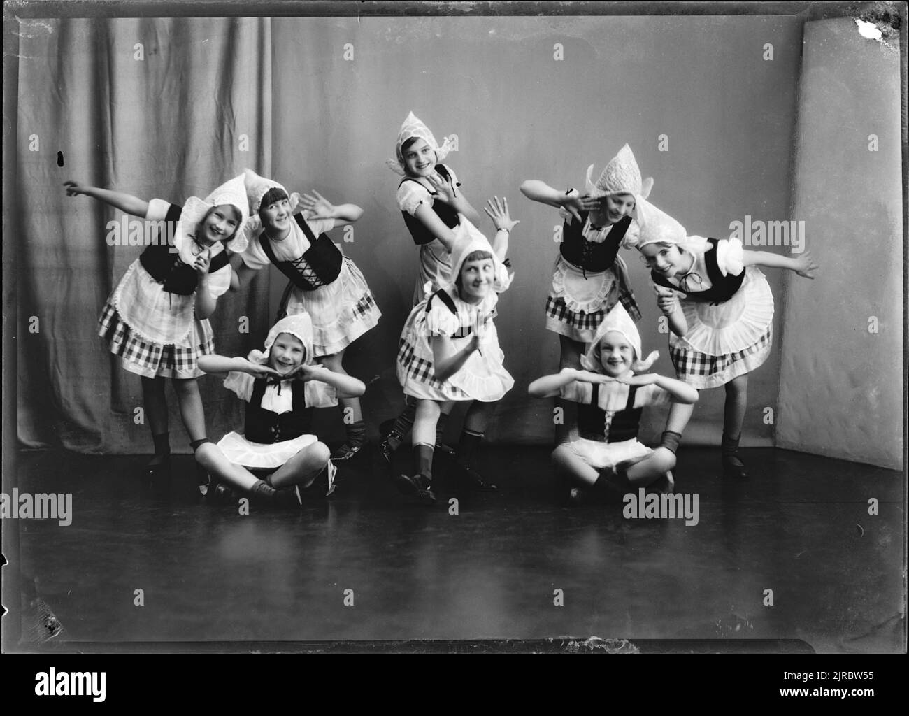 Traditional folk dance in cuba hi-res stock photography and images - Alamy