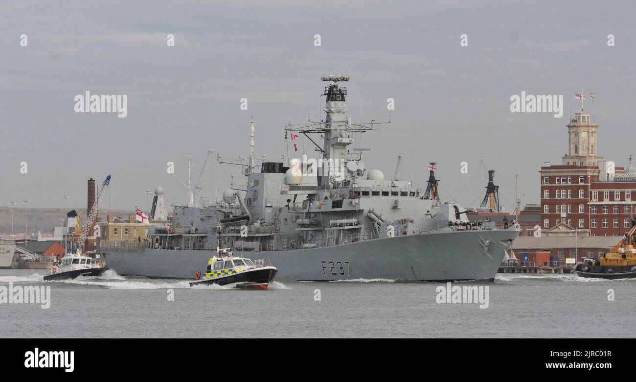 ROYAL NAVY FRIGATE HMS WESTMINSTER LEAVES PORTSMOUTH TO JOIN OTHER ...