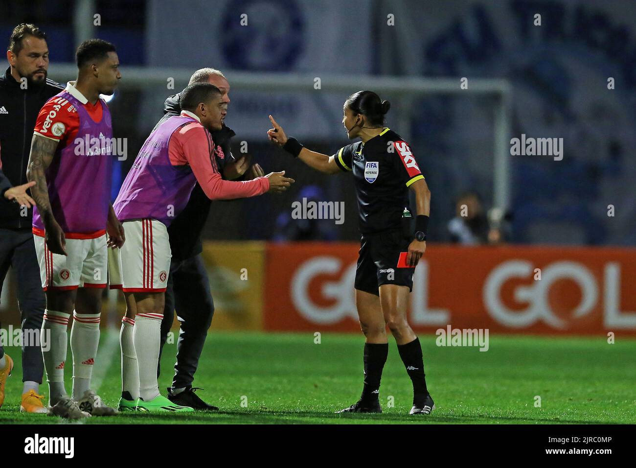 Mens mano hi-res stock photography and images - Alamy