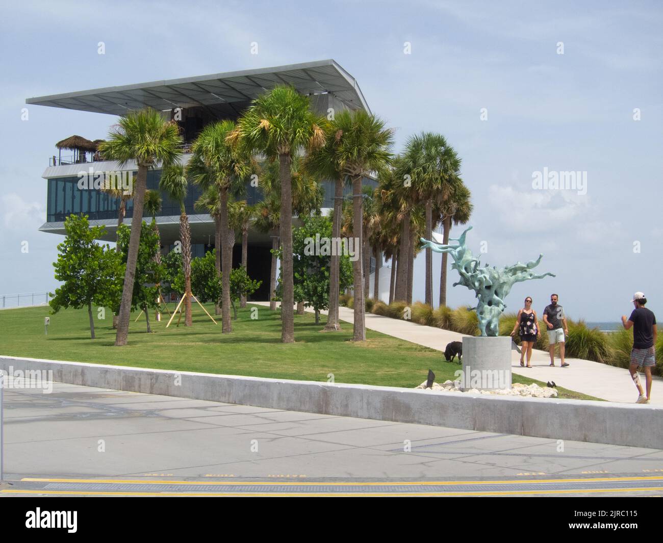 Restaurant at the end of St. Peterburg, Florida's new pier extension ...