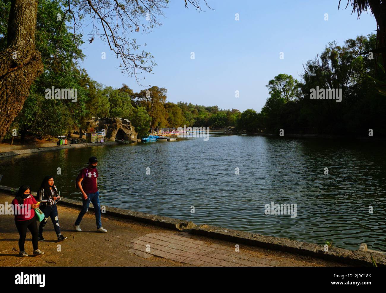 Bosque de chapultepec lake hi-res stock photography and images - Alamy