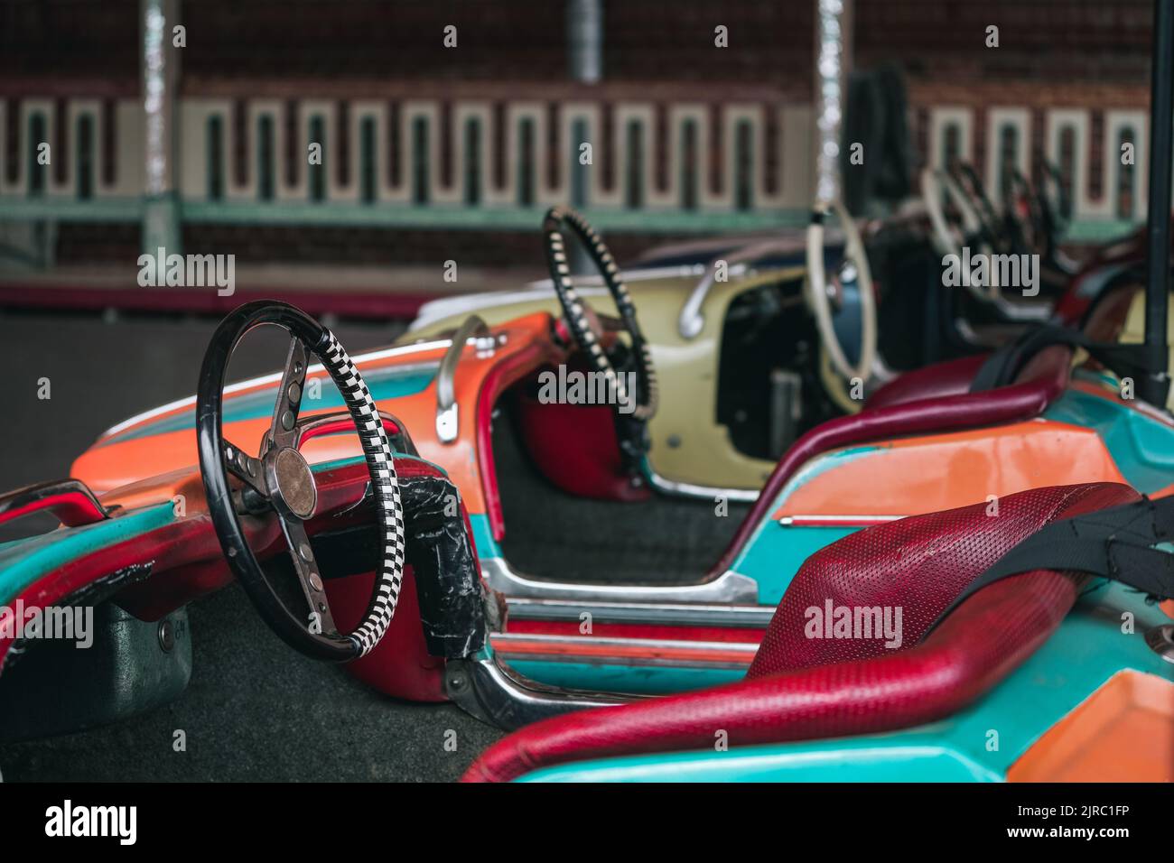 Classic amusement park ride hi-res stock photography and images - Alamy