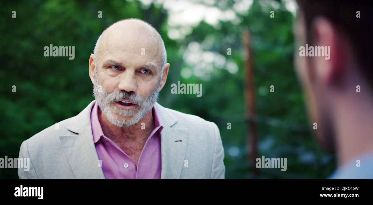 LIE HARD, from left: Patrick Kilpatrick, Ian Niles, 2022. © Mutiny ...