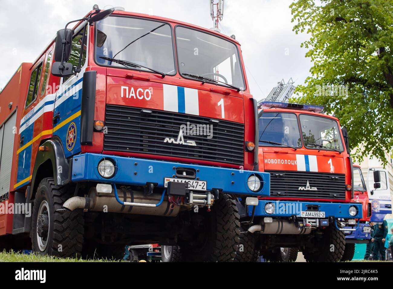 Red 28 fire engine hi-res stock photography and images - Alamy