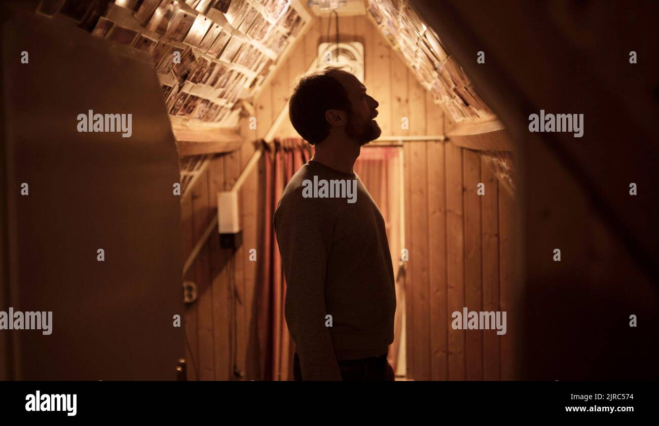 SPEAK NO EVIL, (aka GAESTERNE), Morten Burian, 2022. © Shudder ...