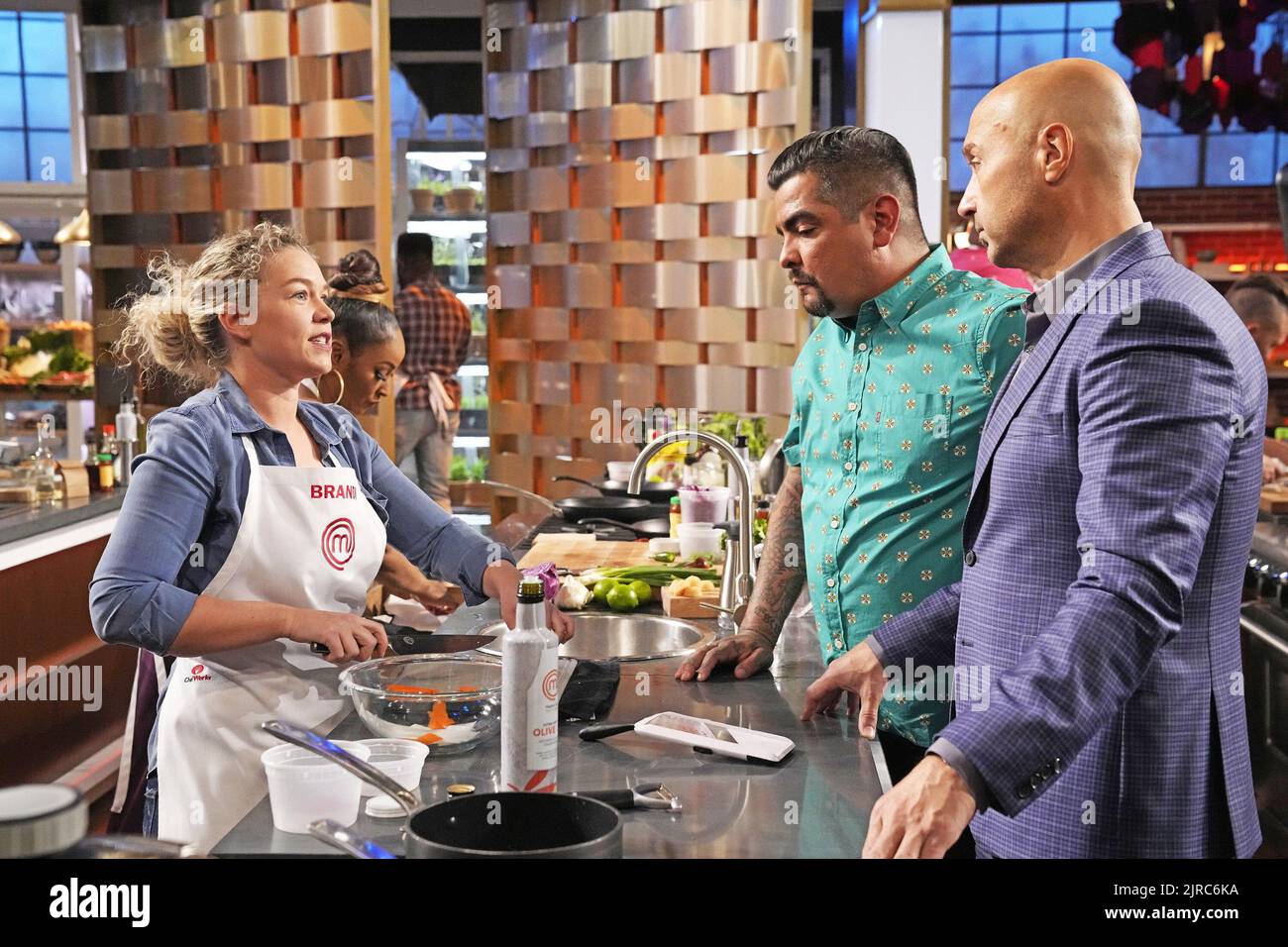 MASMASTERCHEF, from left: contestant Brandi Mudd, judges Aaron Sanchez ...