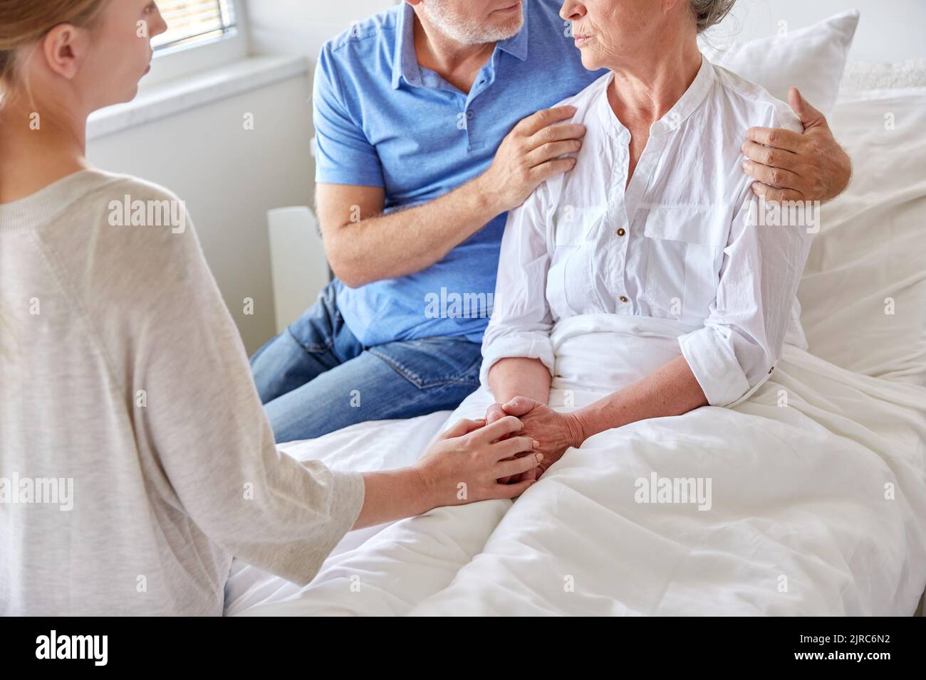 Visiting the sick hi-res stock photography and images - Alamy