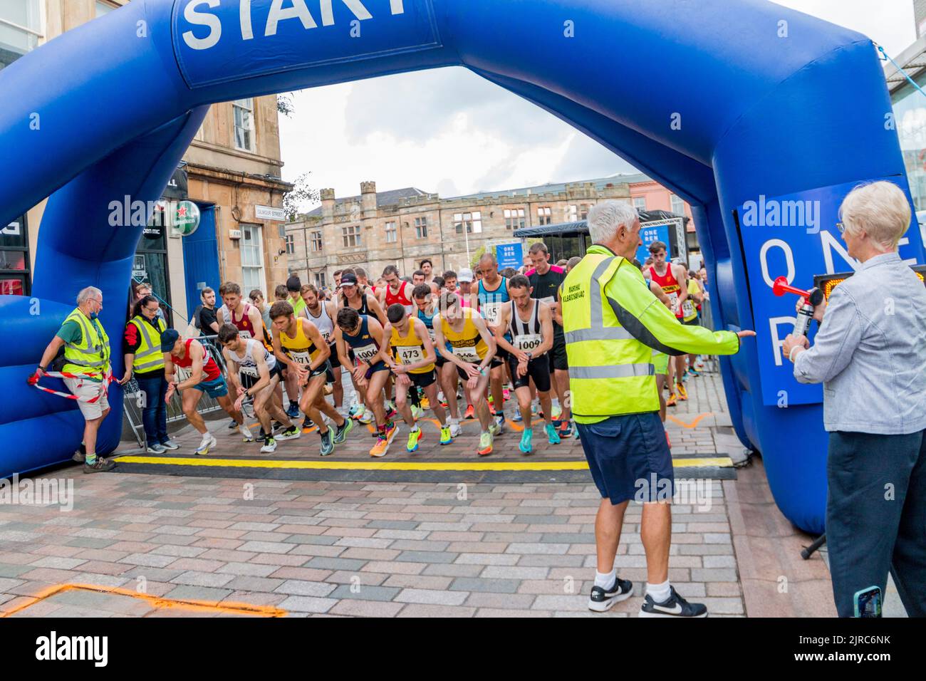 Callum Hawkins British Marathon Runner Paisley 10K Run 2022 Stock Photo ...