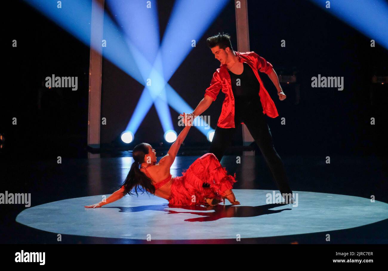 SO YOU THINK YOU CAN DANCE, from left: Contestants Alexis Warr, Nick ...
