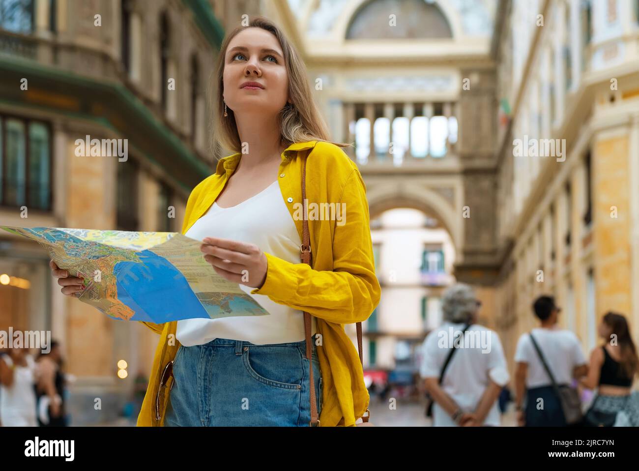 Map stands hi-res stock photography and images - Alamy