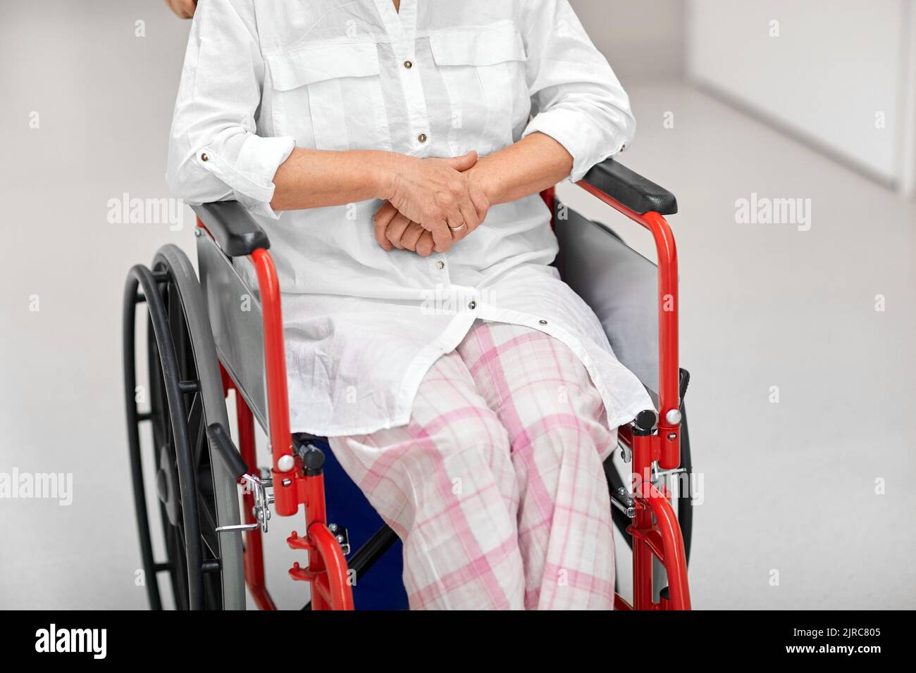senior woman patient in wheelchair at hospital Stock Photo - Alamy