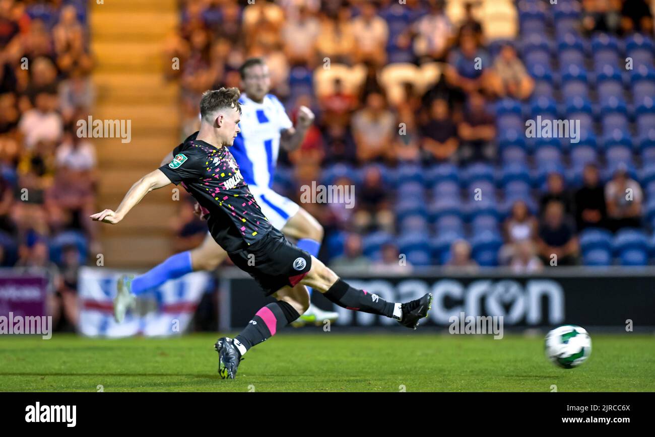 Lewis potter brentford hi-res stock photography and images - Alamy