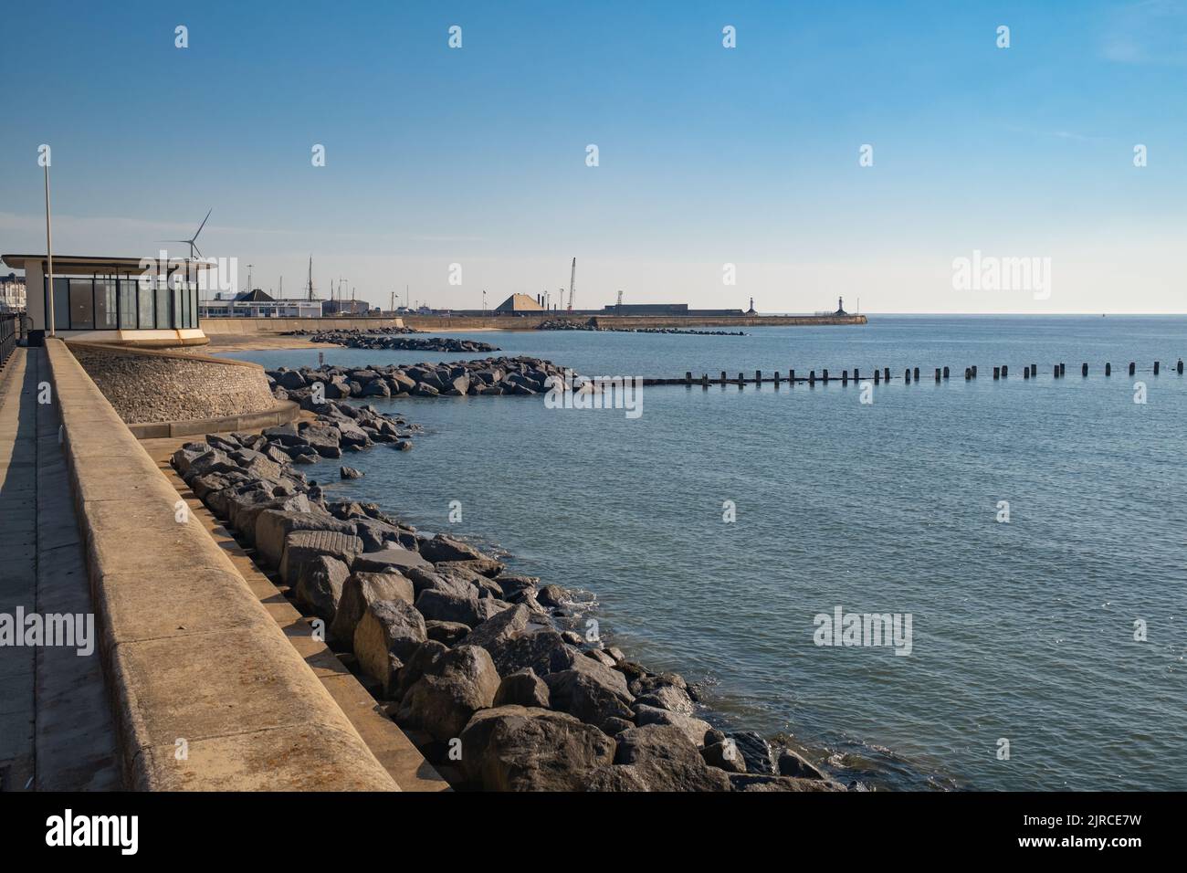 Lowestoft, Suffolk, UK – August 14 2022. View across Lowestoft beach on ...