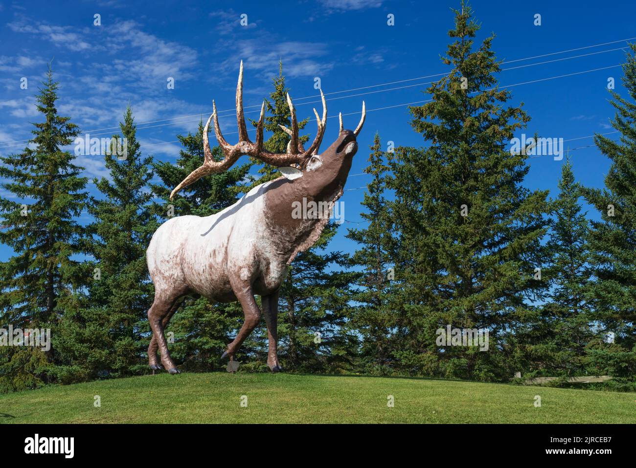 The elk statue at Onanole, Manitoba, Canada Stock Photo - Alamy