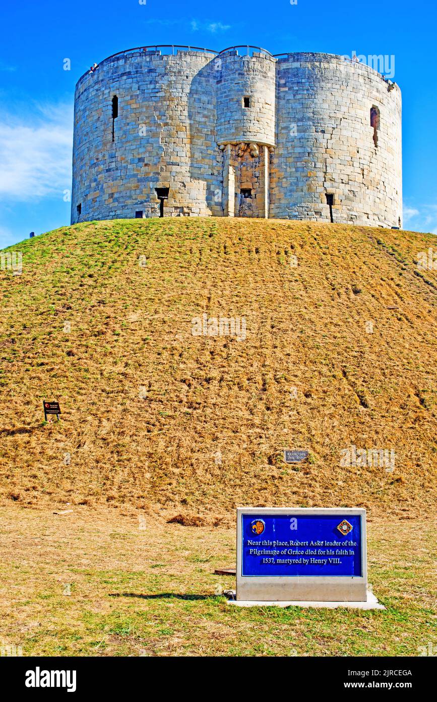 Clifford Tower, York, England Stock Photo - Alamy