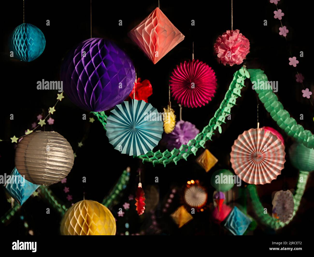 Red and black paper lantern hi-res stock photography and images - Alamy