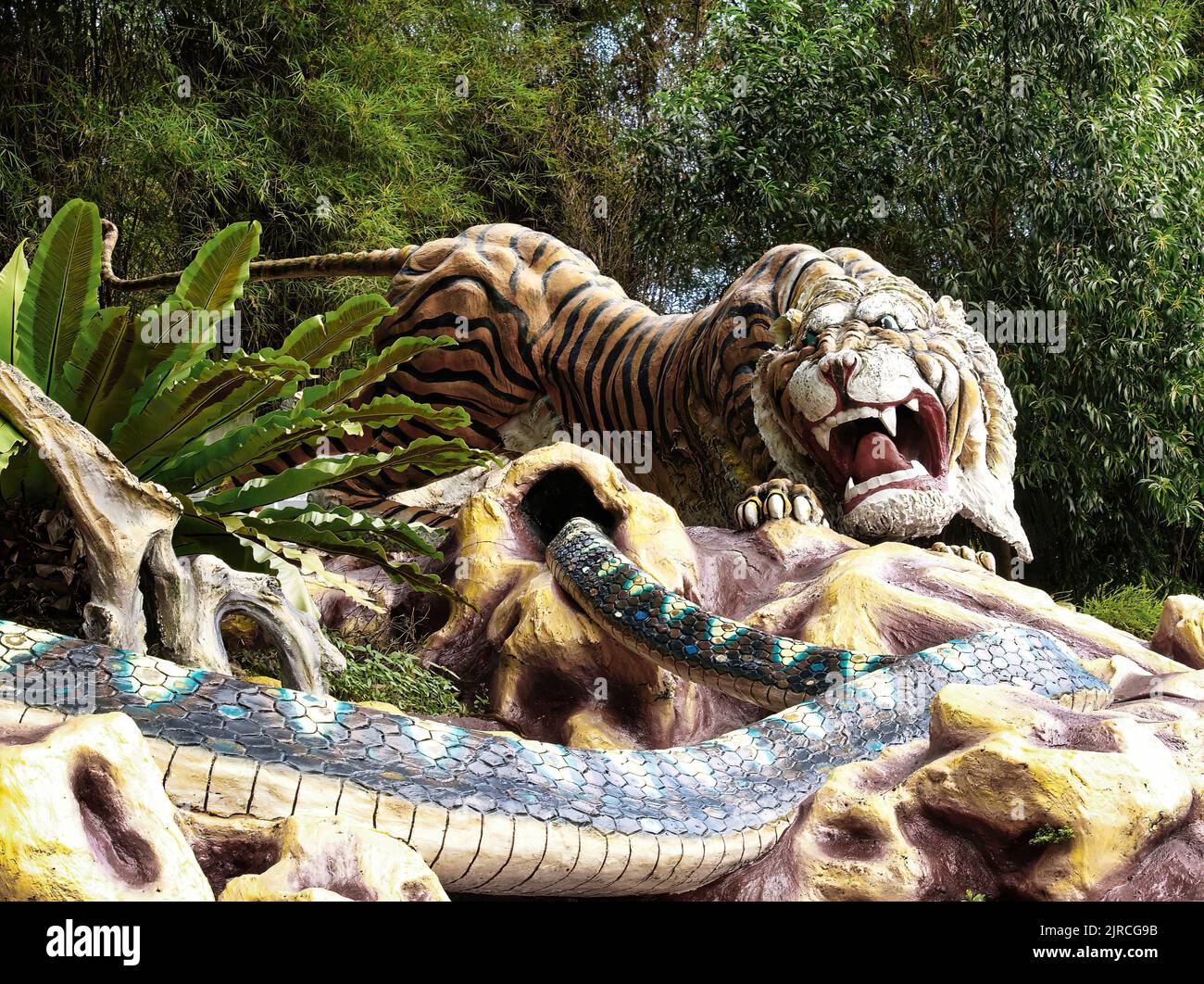 Haw Par Villa or Tiger Balm Garden contains over 1,000 statues and 150 ...
