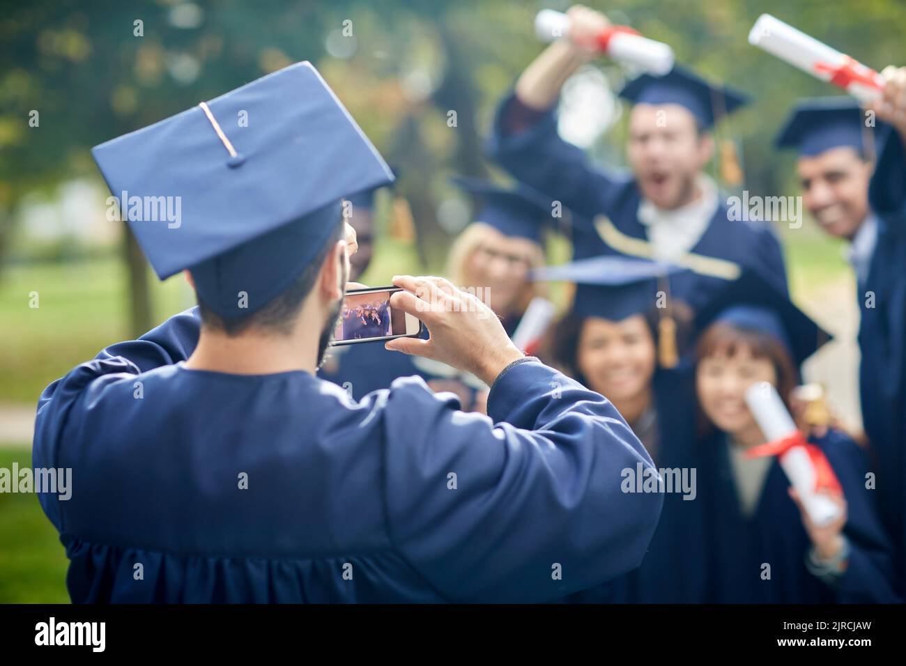 Graduate technology hi-res stock photography and images - Alamy