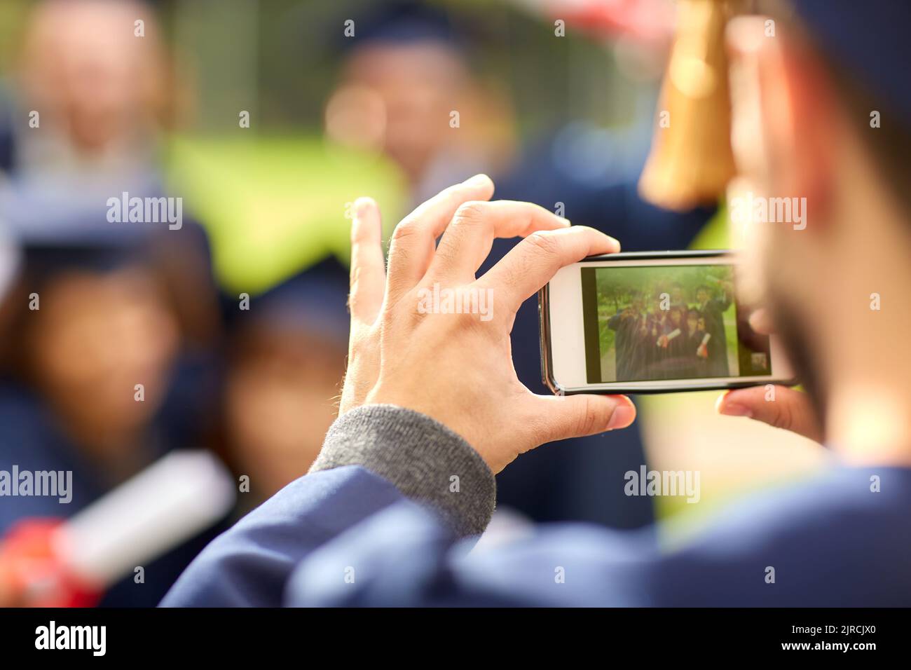 Graduate technology hi-res stock photography and images - Alamy