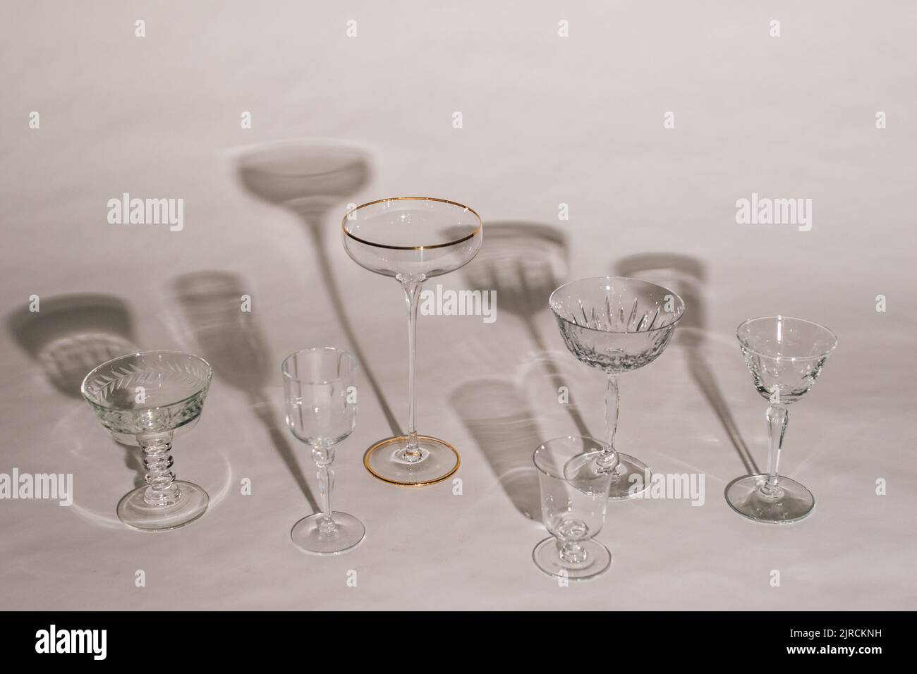 Vintage stemware hi-res stock photography and images - Alamy