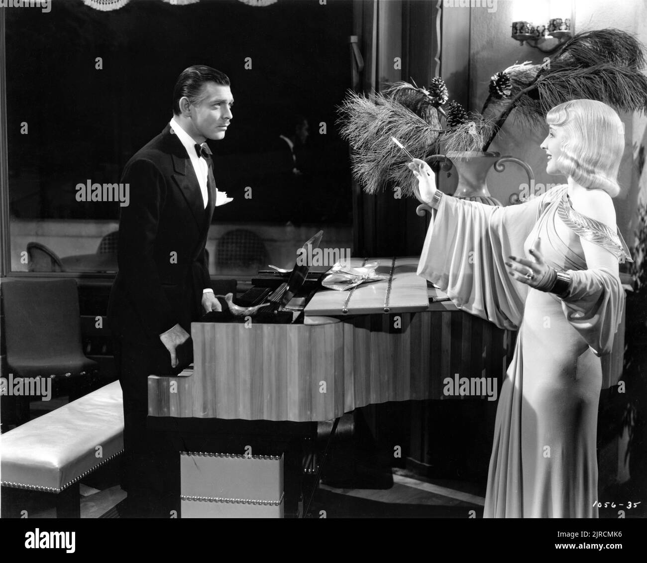 CLARK GABLE and NORMA SHEARER in IDIOT'S DELIGHT 1939 director CLARENCE BROWN play / screenplay ...