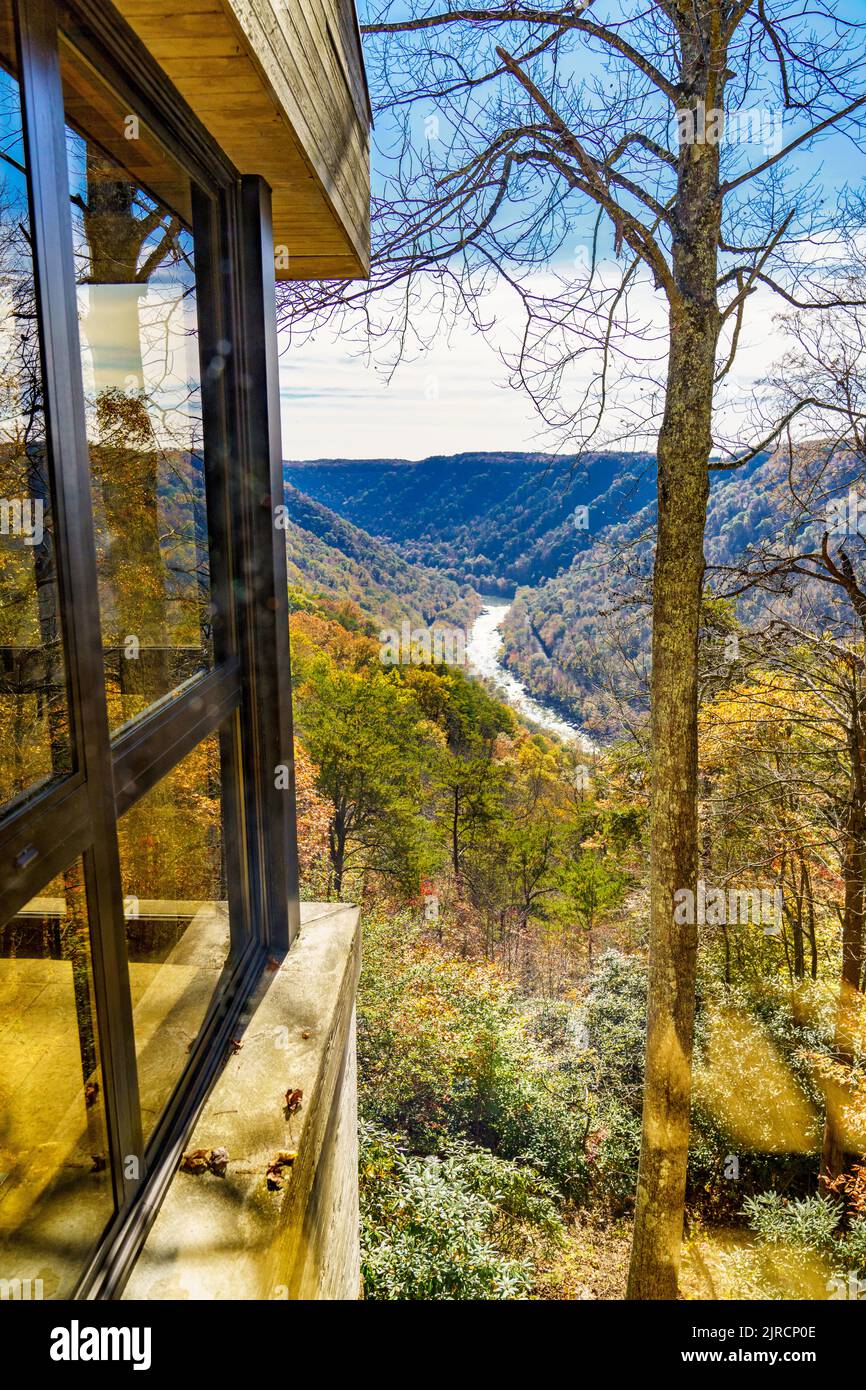 Looking into the New River Gorge from the Canyon Rim Visitor Center at ...