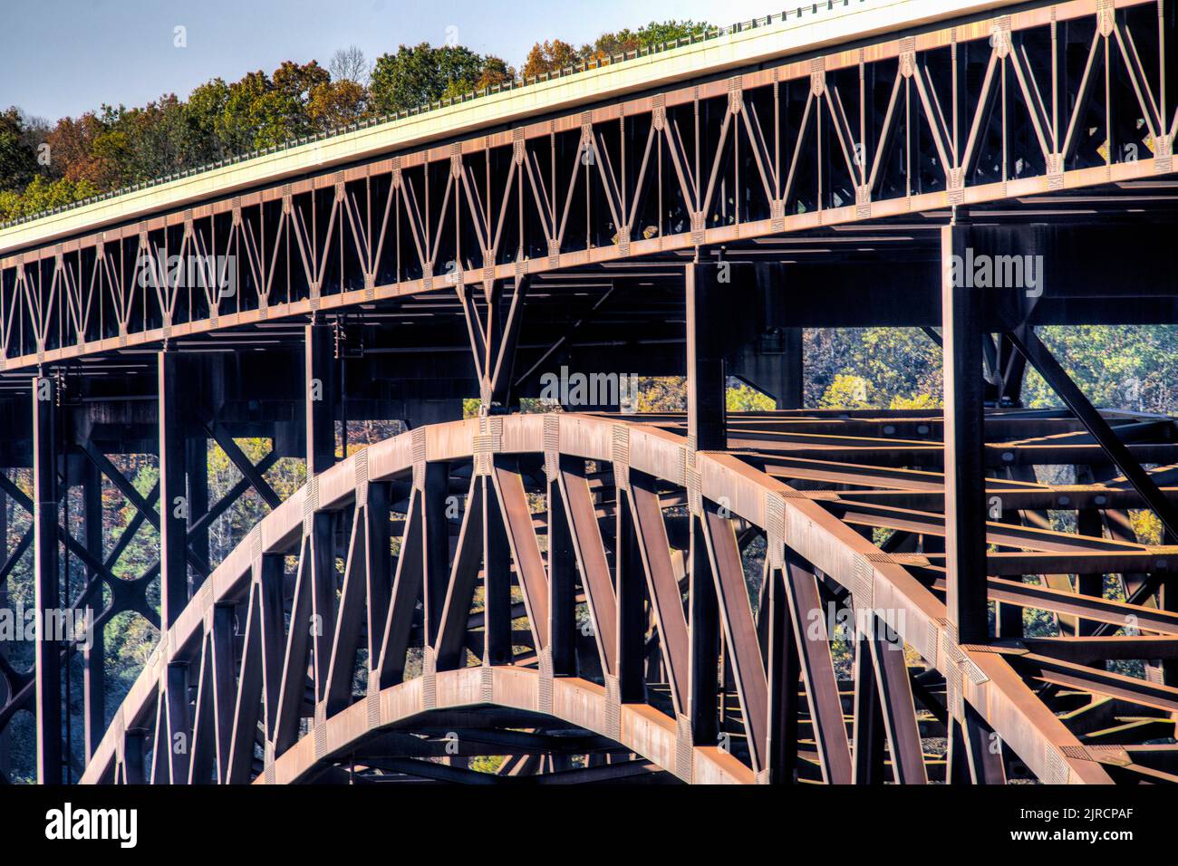 Detail of the steel arch New River Gorge Bridge by the Canyon Rim ...