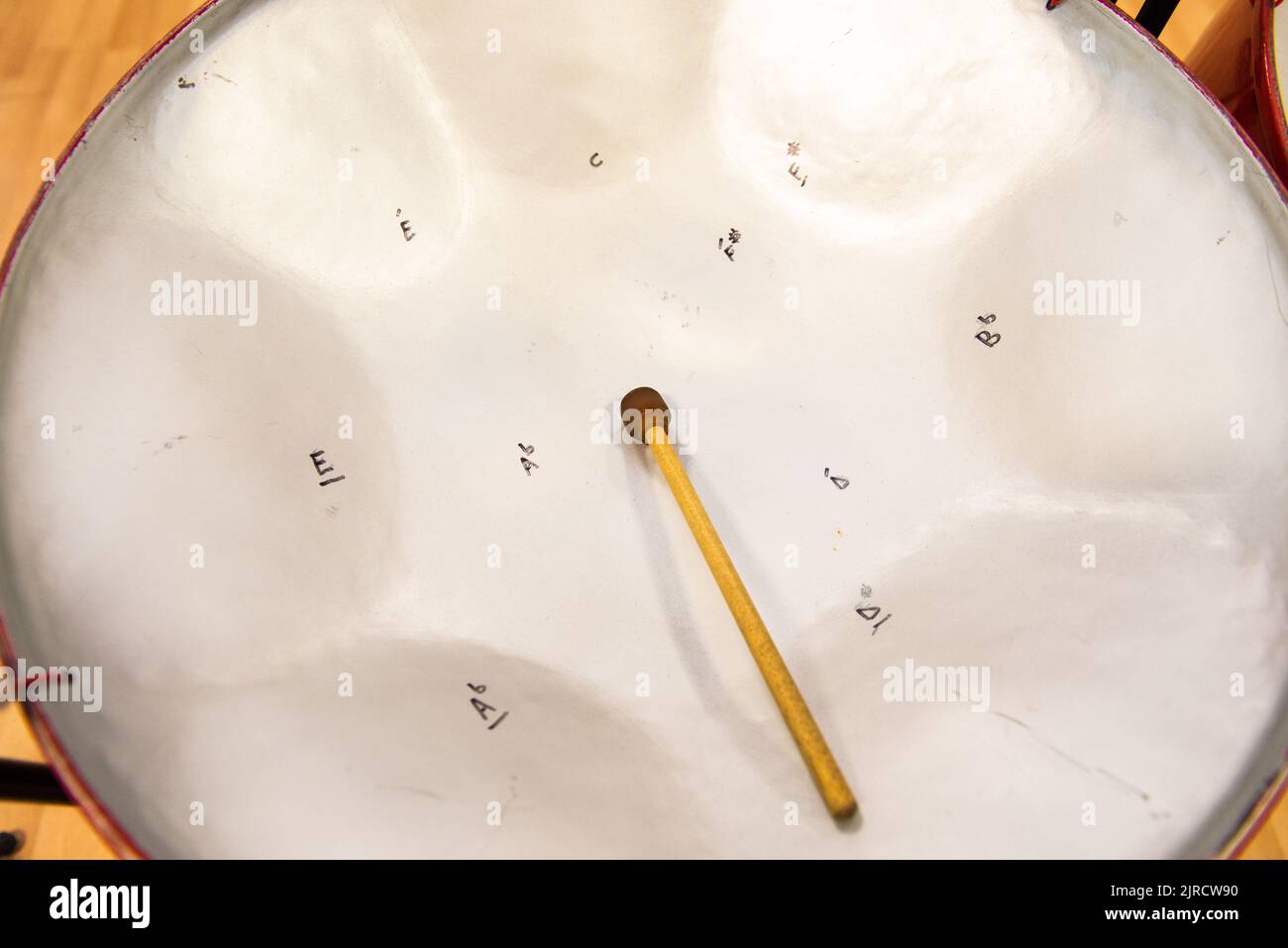 Steel drum hi-res stock photography and images - Alamy