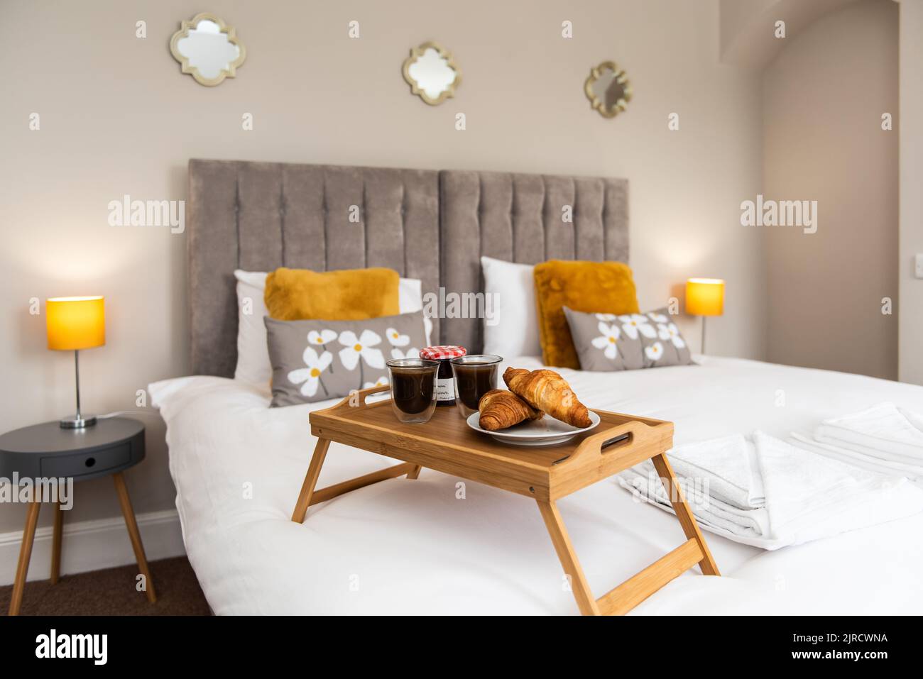 Pastry in bed hi-res stock photography and images - Alamy