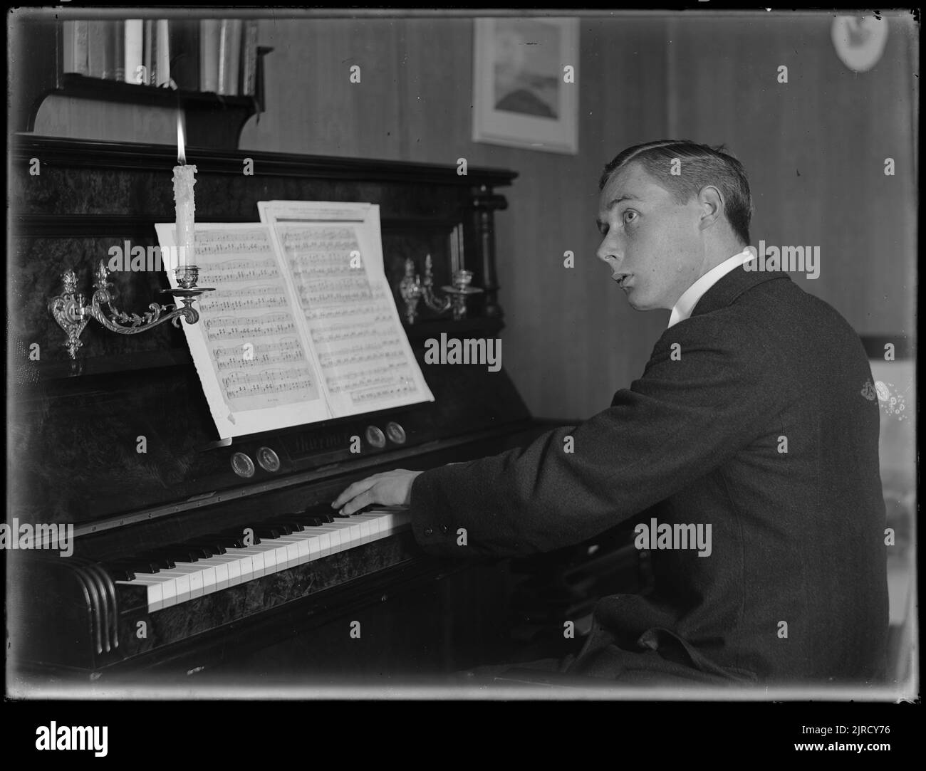 James piano Black and White Stock Photos & Images - Alamy