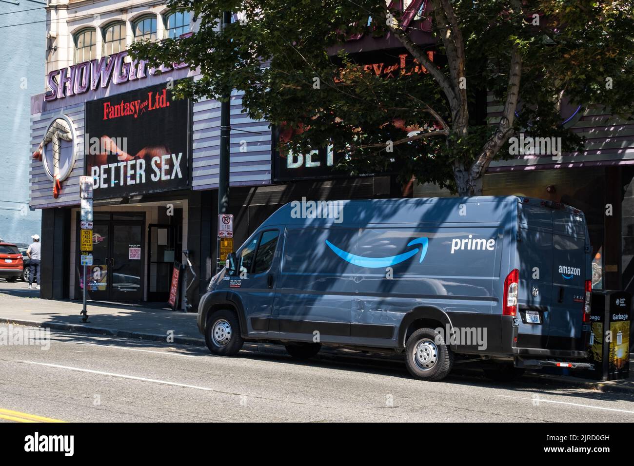 Seattle, USA. 23 Aug, 2022. Amazon Prime delivery parked by Showgirls ...