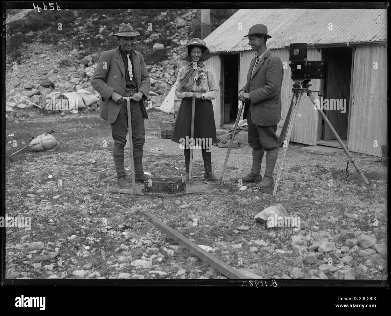 Miss Freda Du Faur and guides at Mount Cook, Circa 1910, Wellington, by ...