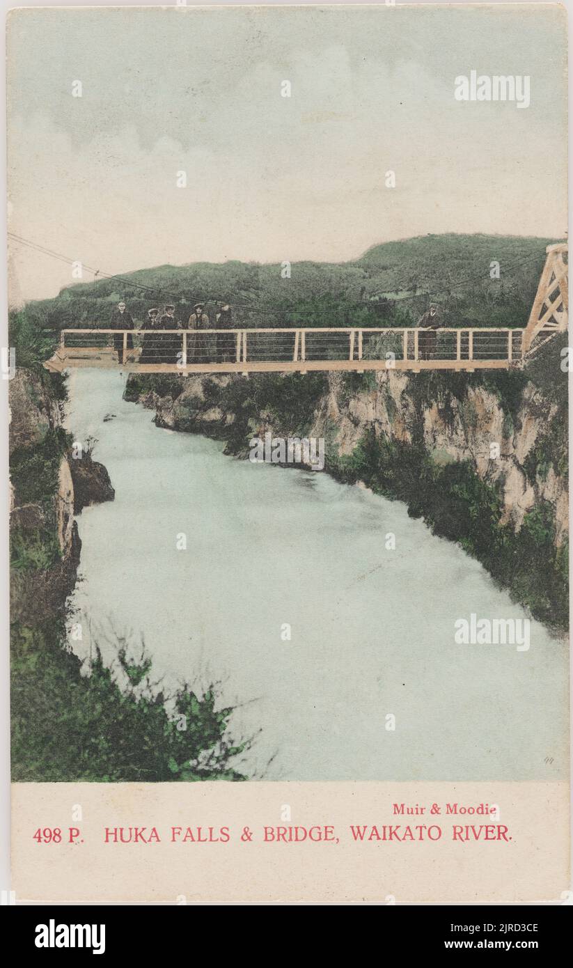 Waikato river huka falls and bridge hi-res stock photography and images ...