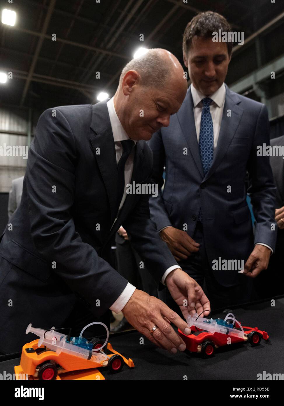 Canadian Prime Minister Justin Trudeau and German Chancellor Olaf ...