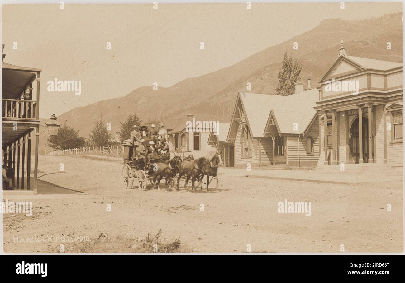 George radcliffe hi-res stock photography and images - Alamy