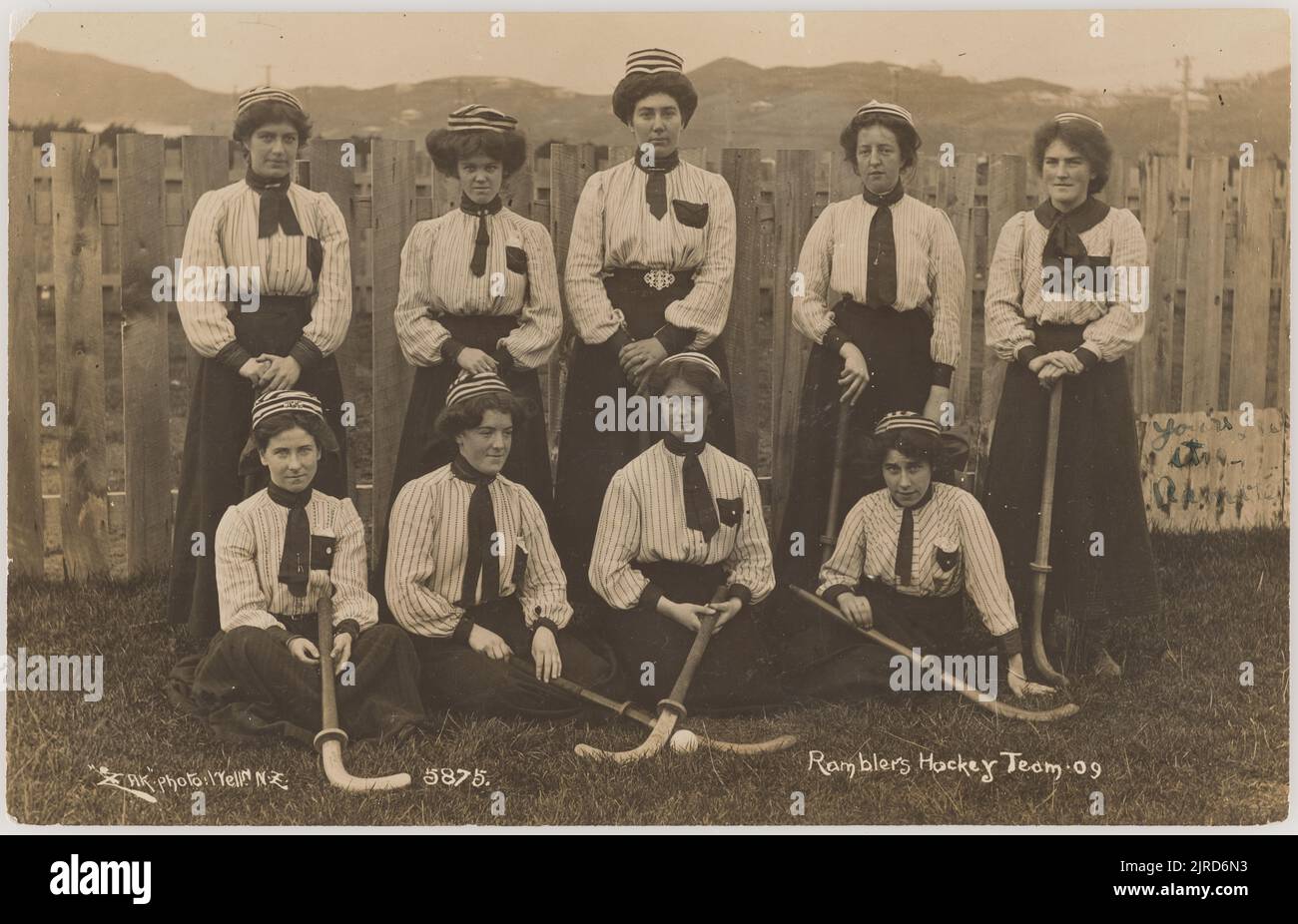 Ramblers hockey team ramblers hockey team hi-res stock photography and ...