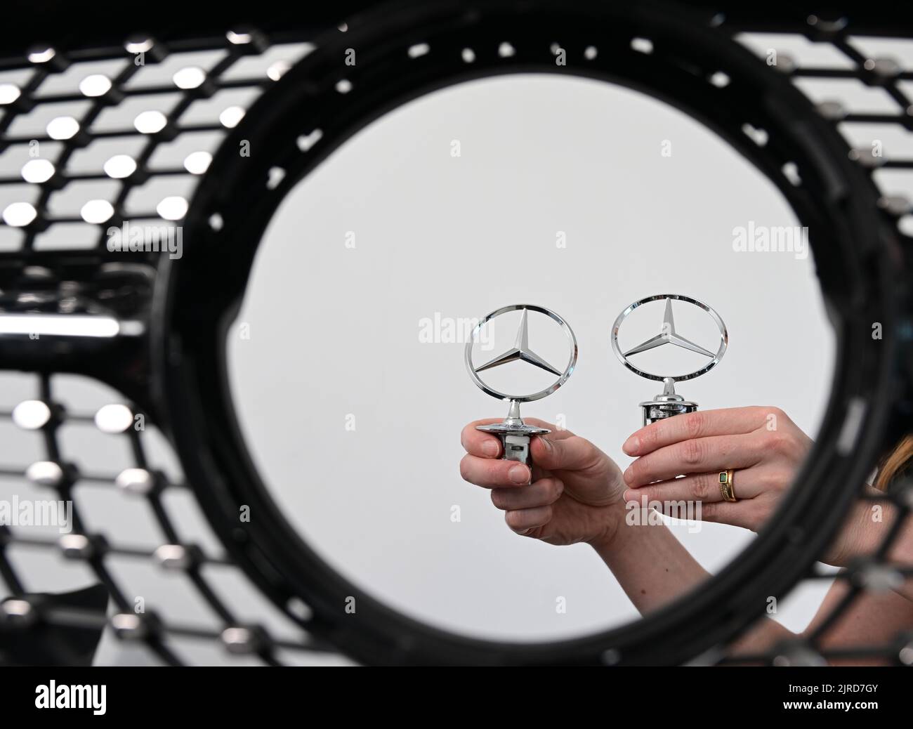 Sindelfingen, Germany. 11th Aug, 2022. An original Mercedes-Benz star ...