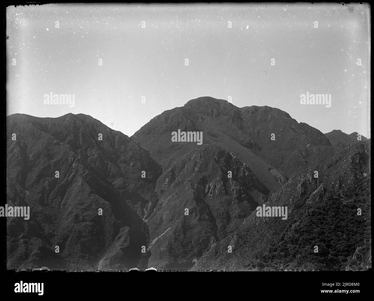 Tararuas 2nd crossing from levin masterton hi-res stock photography and ...